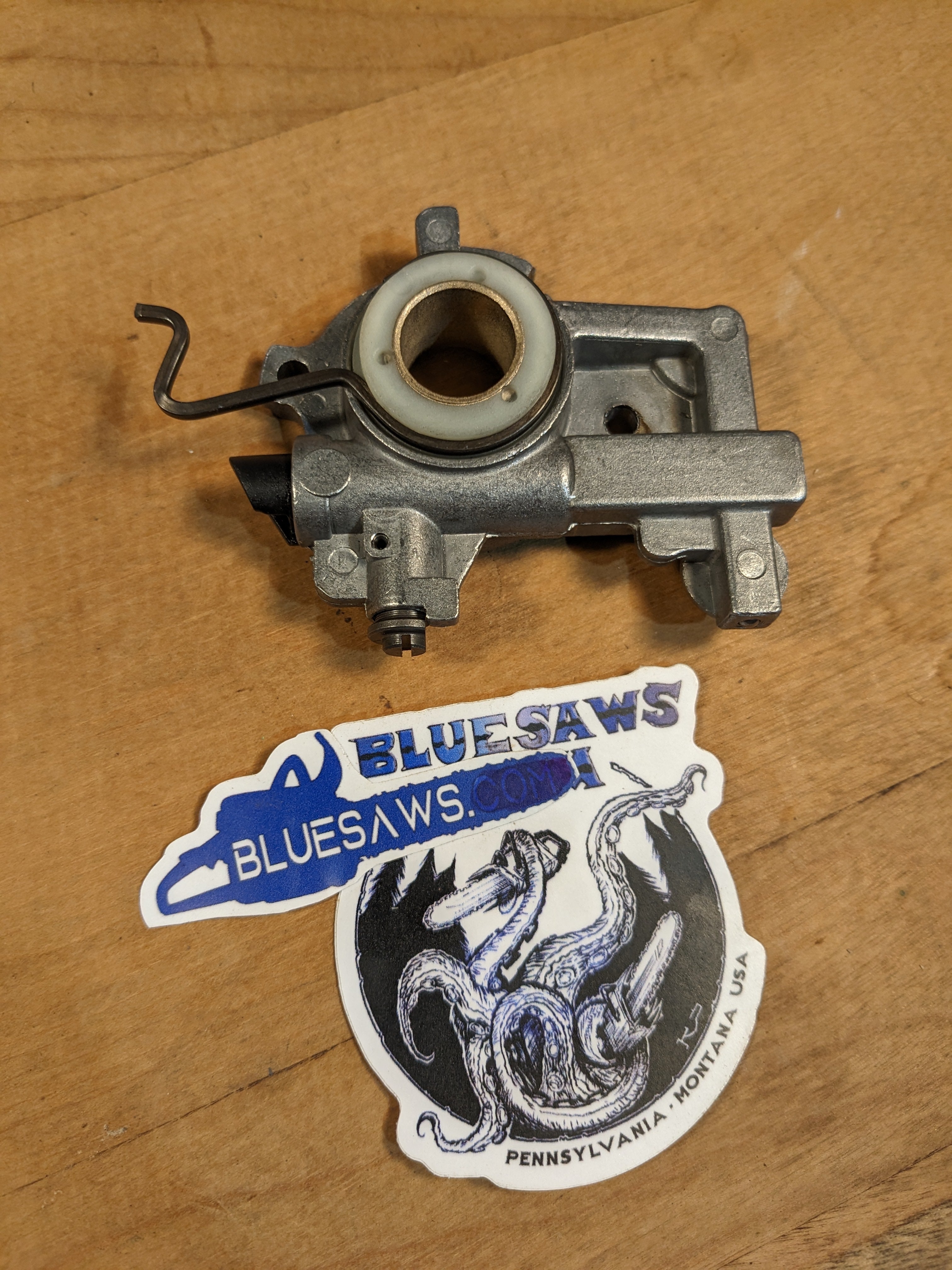 Bluesaws Oil pump WITH WORM GEAR For STHL 066 MS650 MS660 MS 650 660 O ...